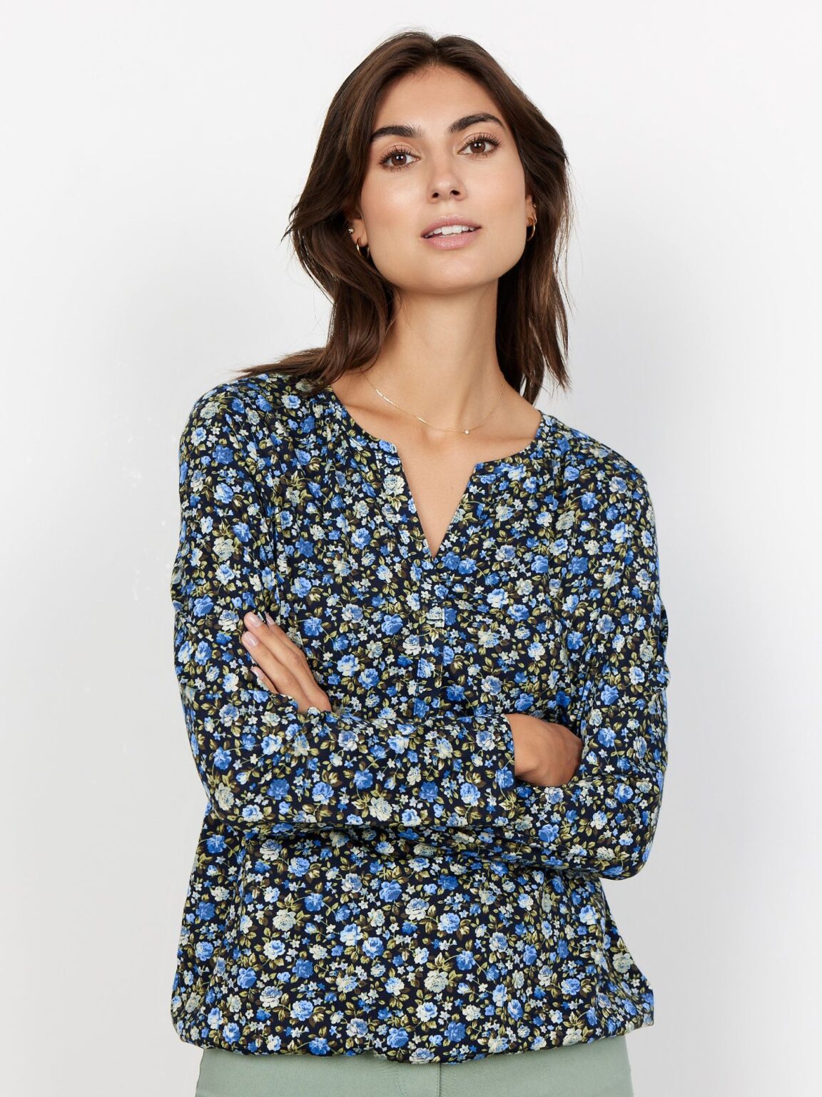 Soyaconcept SC-FELICITY AOP 402 Bluse Bright Blue Combi - Tøjkurven.dk